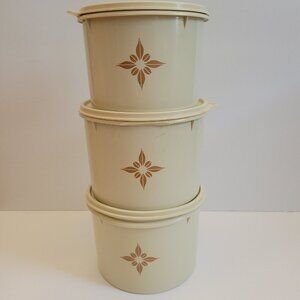 Tupperware | Kitchen | Vintage Tupperware Set Of 3 Canisters Tan ...